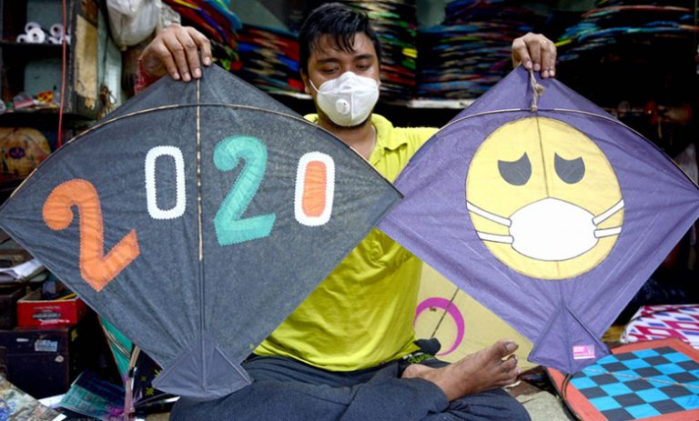 আনন্দ ভোকাট্টা, আকাশে ডানা মেলল নামমাত্র ঘুড়ি